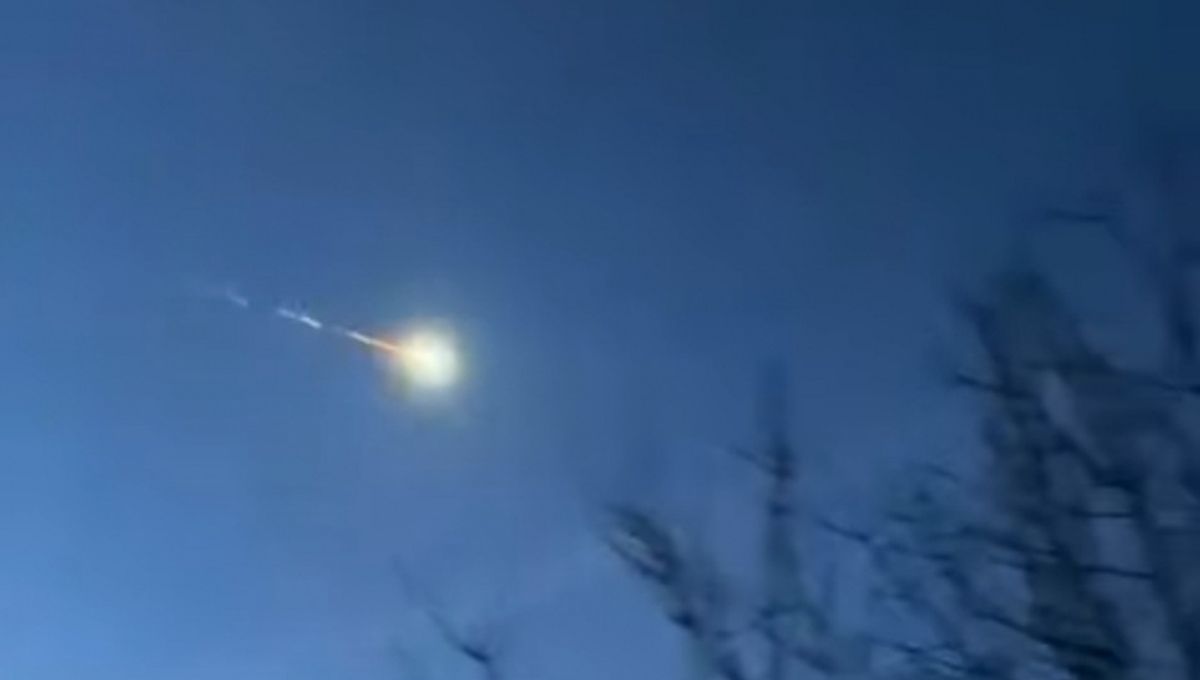 In Incredibly Rare Incident, Stunning Fireball Over Europe May Have ...